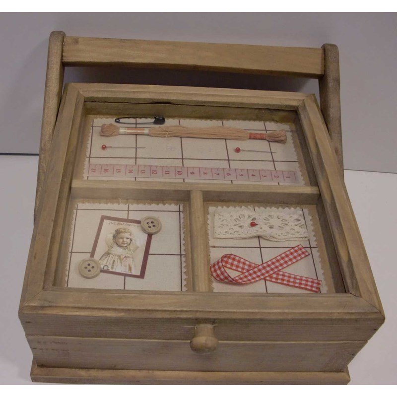 Boite à couture beige garnie dim: 29x27x14 cm U1676 chez DMC